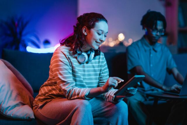 7 Ideas for Affordable Online Entertainment - Widget Box