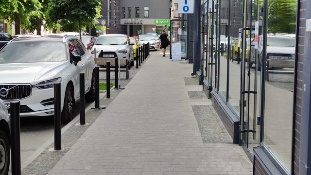 Real-World Examples of Removable Bollards in Use - Widget Box